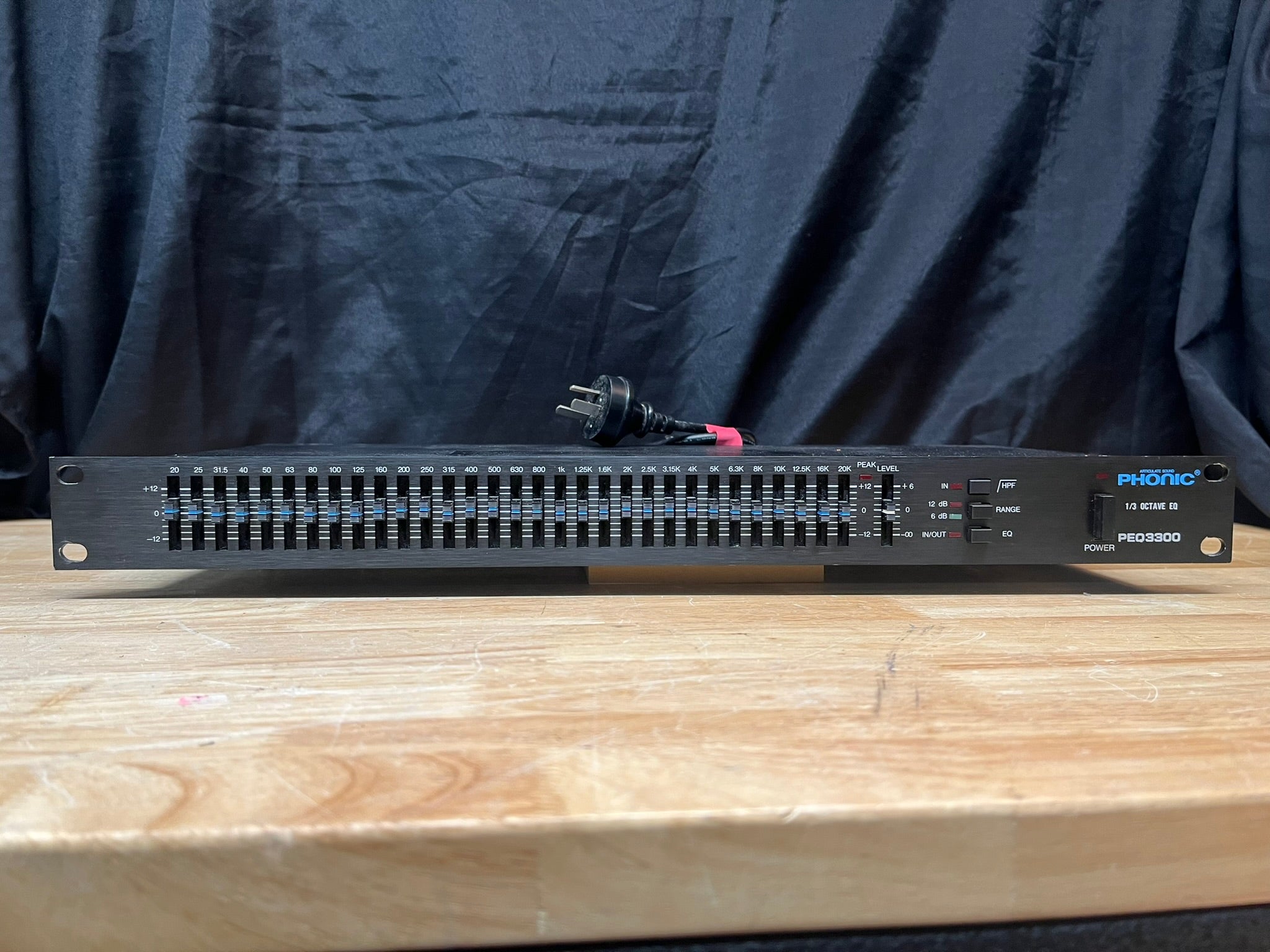 Phonic PEQ3300 1/3 Octave Graphic Equalizer – WorshipWorks Equipment ...